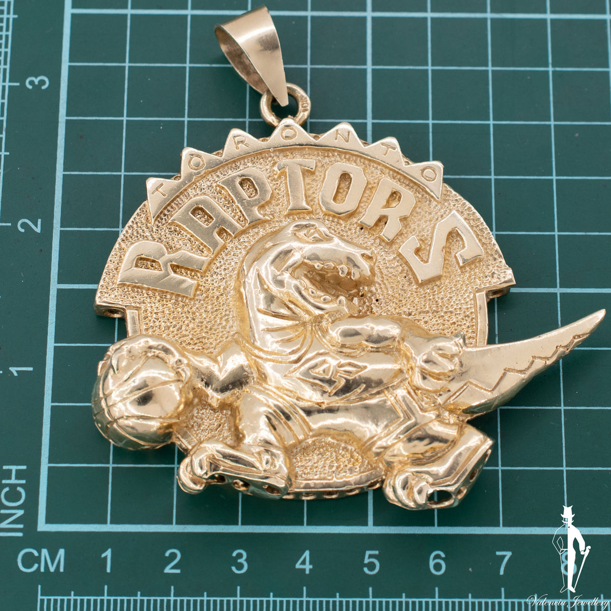 65 Gram 10K Yellow Gold Toronto Raptors Pendant – Valencia Jewellery